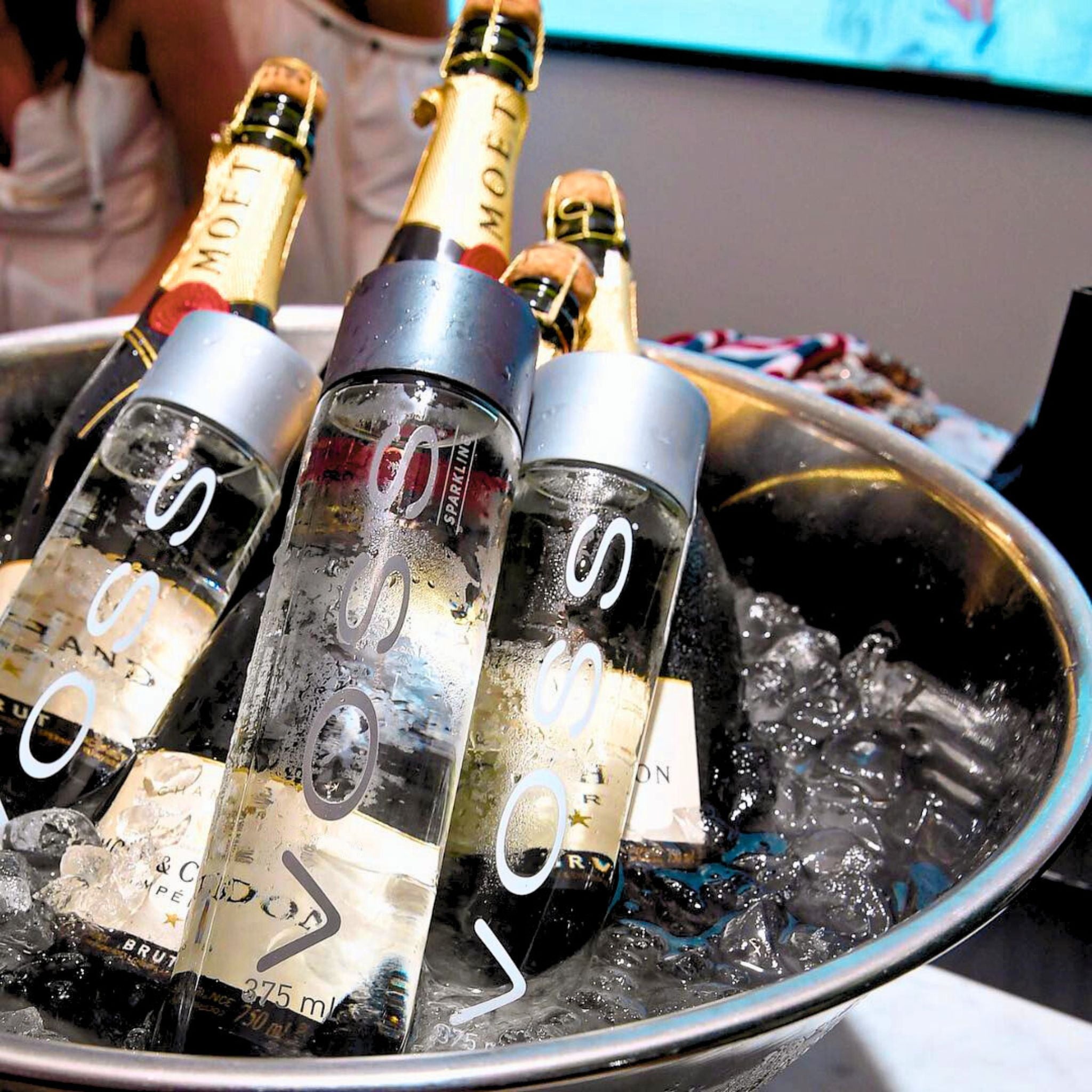 Drinks & Beverages :: Imported Water :: Voss Water- 800 mL