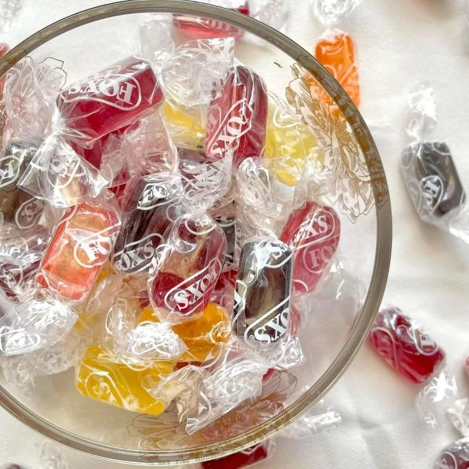 Chocolate & Candy Corner :: Fox's Crystal Clear Chocolate- 125gm